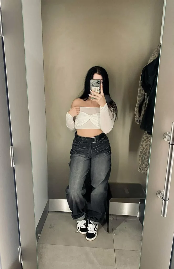 30 Adidas Campus 00s Outfits with Jeans for Women