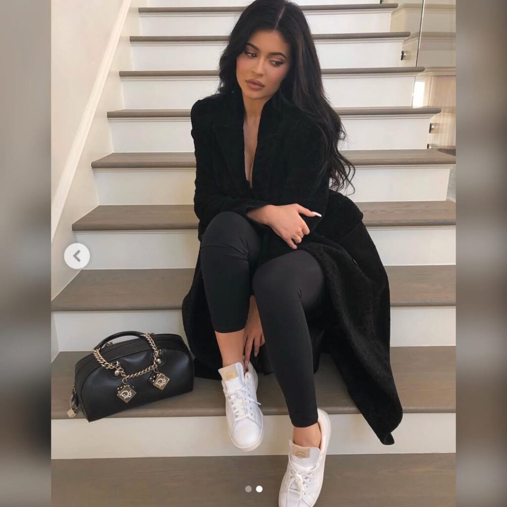 13 Adidas Stan Smith Outfit Ideas for Women