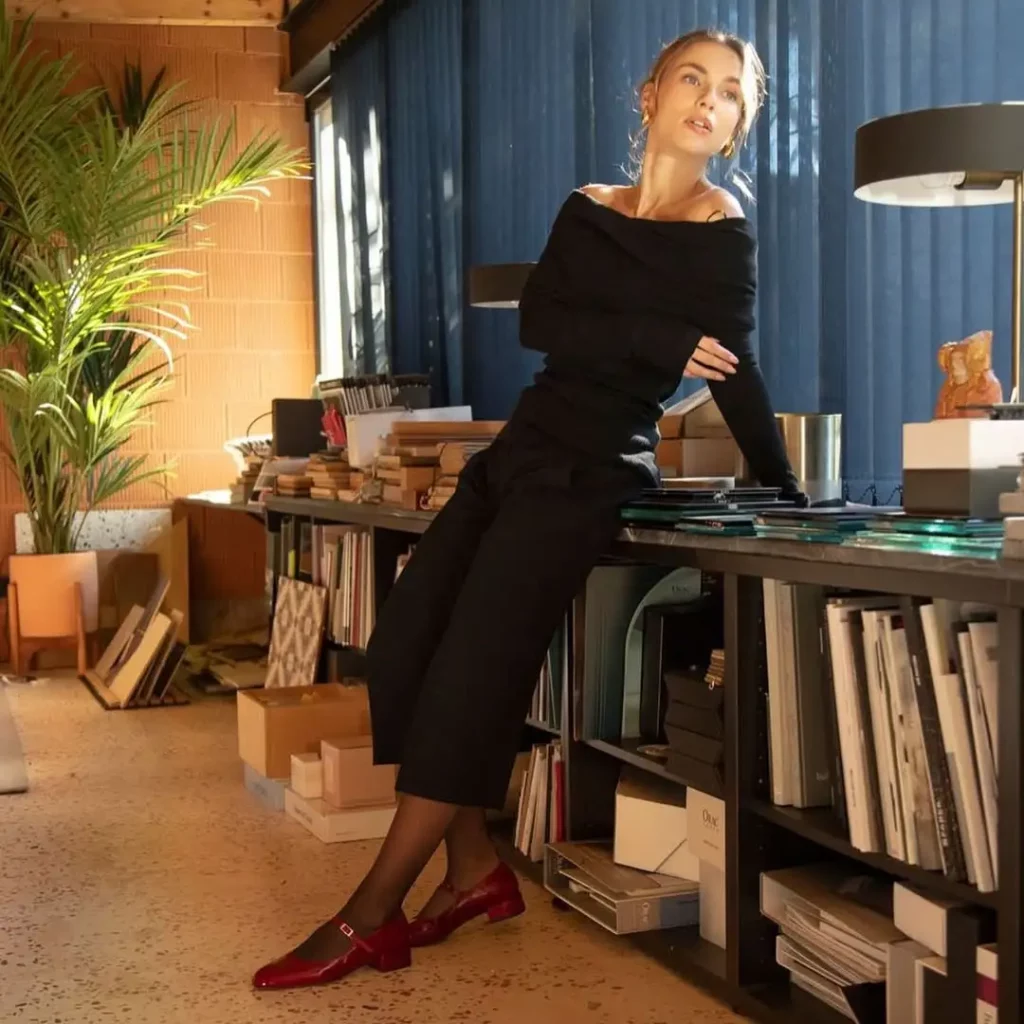 15 Office Outfit Ideas with Mary Jane Shoes – Chic, Classy & Comfortable