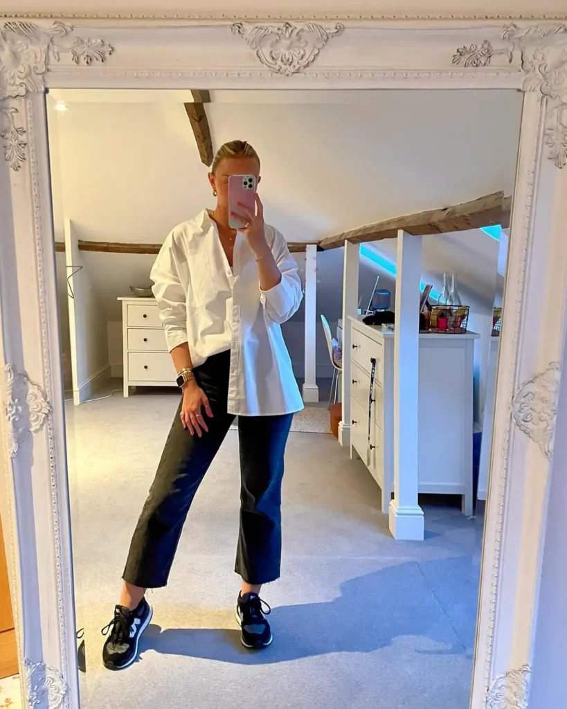 18 Stylish New Balance Outfit Ideas for Women This Fall