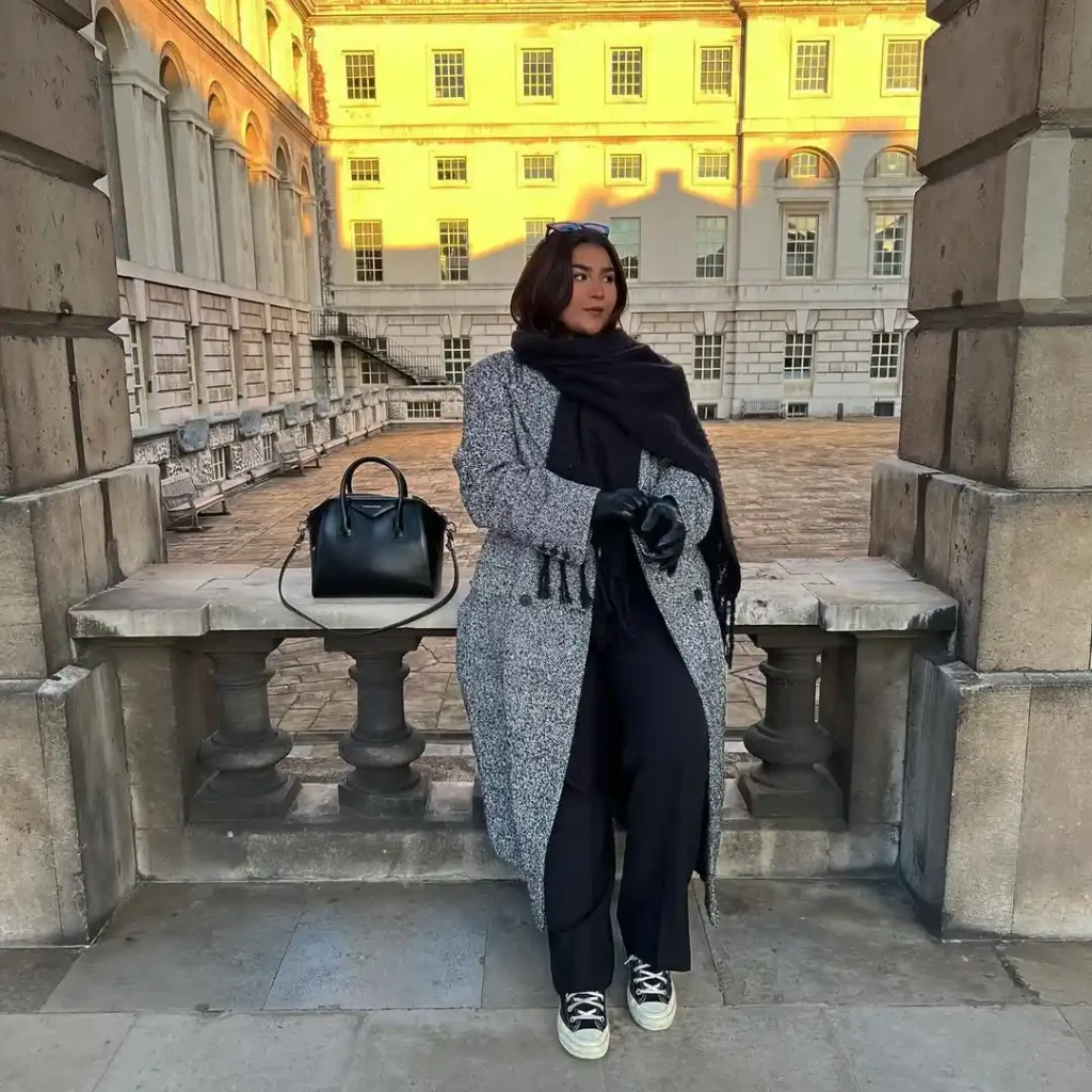 19 Stylish Winter Converse Outfit Ideas to Keep You Warm and Cool